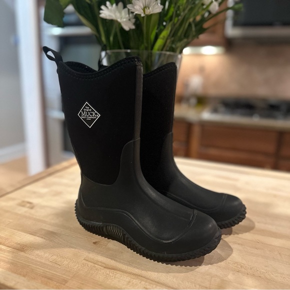 Muck | Shoes | The Original Muck Boot Company Youth Size 3 Waterproof ...